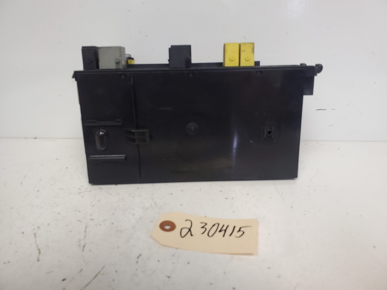 01-09 Mercedes W203 C230 CLK500 Front SAM Fuse Box Relay Control Module ...