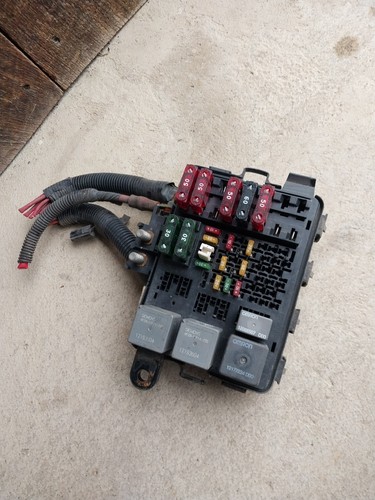 95 96 97 98 99 Chevy Silverado K1500 Engine Fuse Box Relay Junction ...