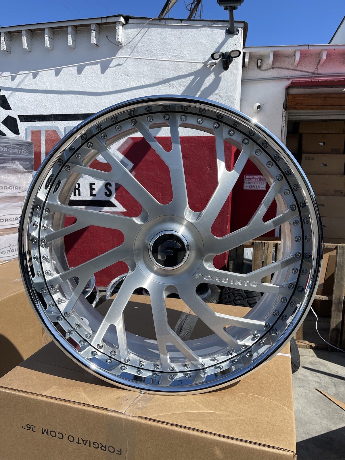 28x10 FORGIATO SINCRO XL FLOATING CAP 6x5.5 CADDY ESCALADE TAHOE CHEVY ...