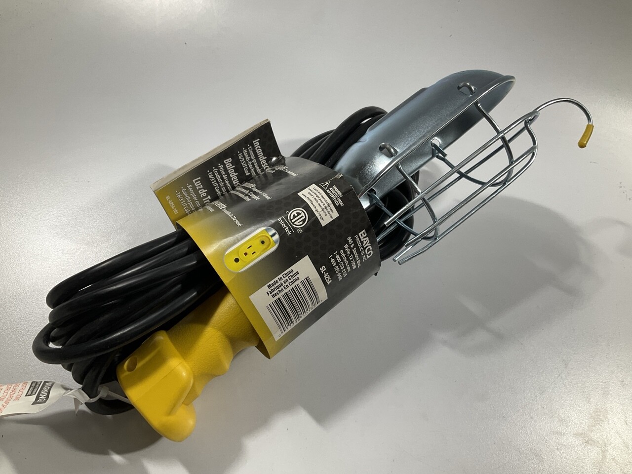 Bayco SL-425A Incandescent Work Light With Metal Guard And Single ...