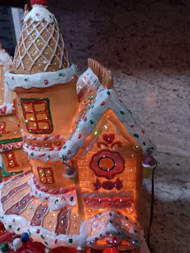 RARE-Cracker Barrel Fiber Optic Gingermint Gingerbread House Christmas ...