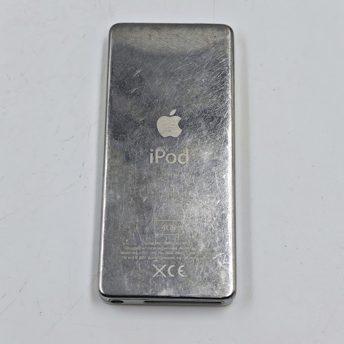 Apple iPod A1137 4GB White - Working, Used, No Original Packaging | eBay