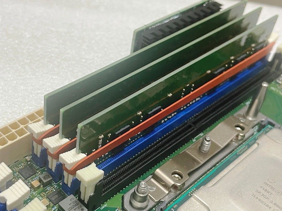 Intel Server Board S2600ST w/ Dual SR3GP Silver 2GH CPU 48GB DDR4 RAM ...