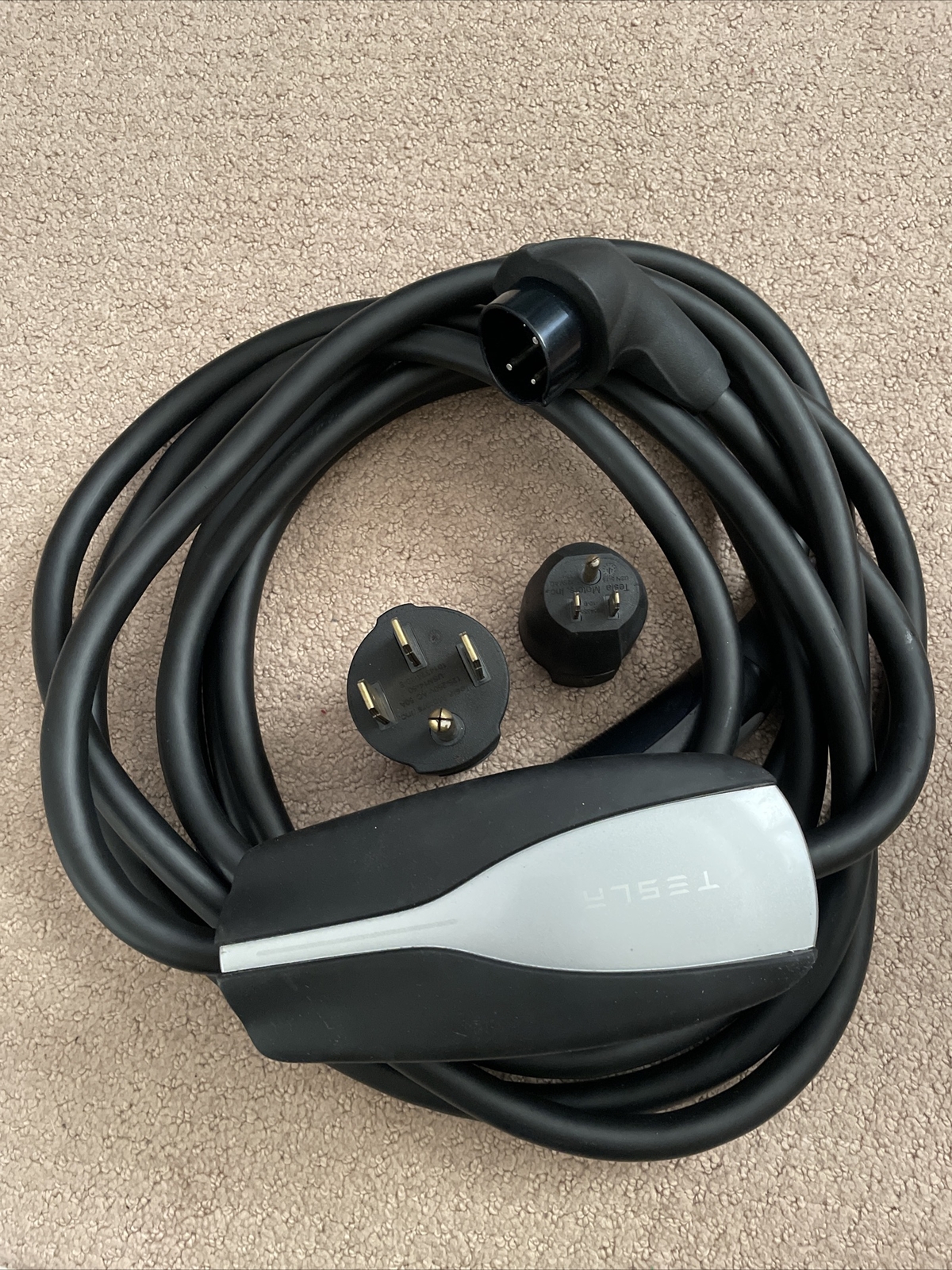 Tesla Gen-1 Mobile Connector Charger 40A 110V/220V Adaptors | 40A ...