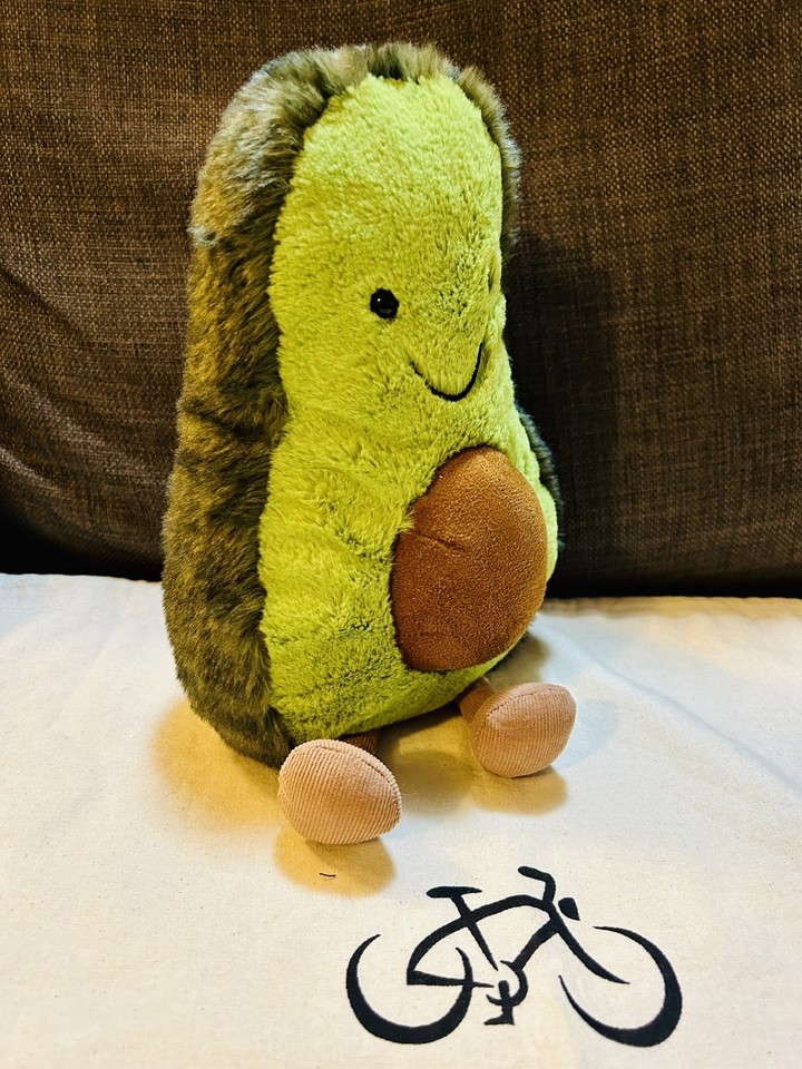 Jellycat medium Amuseable Avocado Avocado Soft Toy Brand New with tags ...