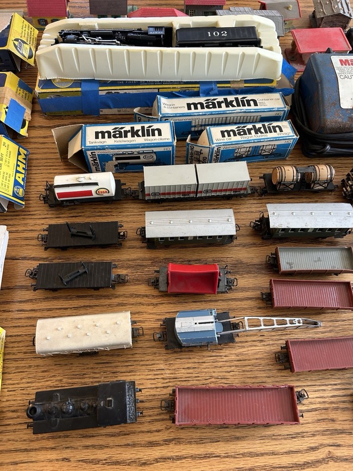 Huge Marklin & AHM HO Lot Of Trains, Track, Buildings, Controllers ...