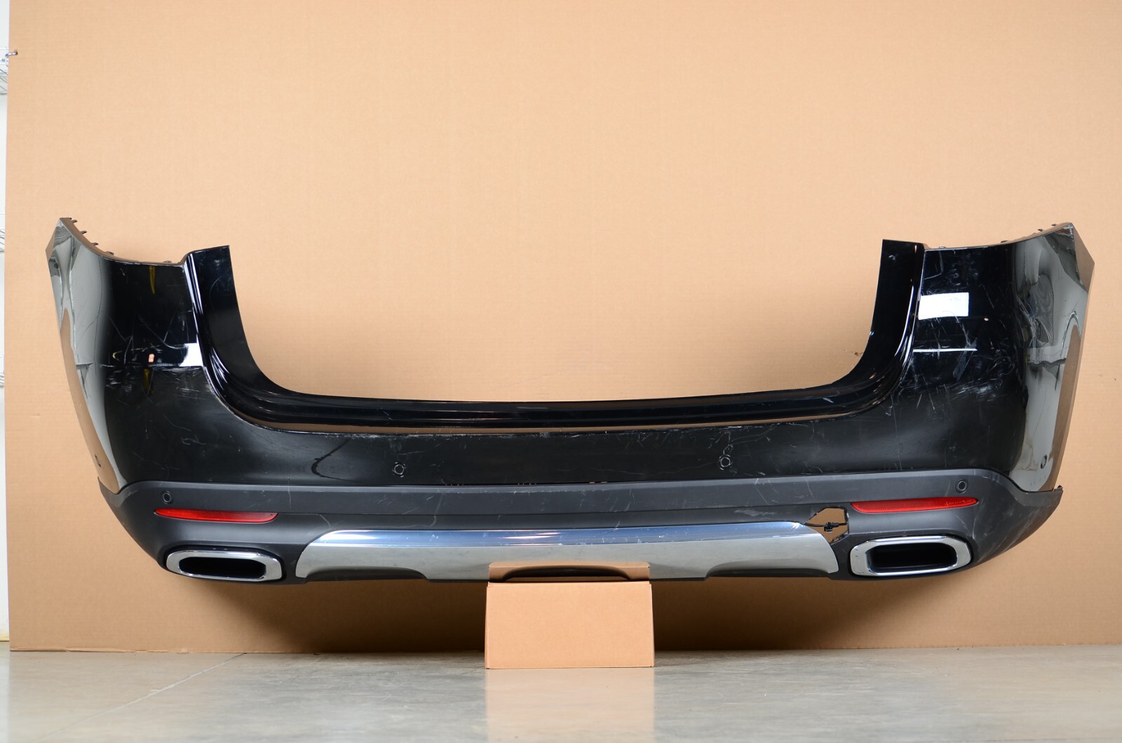 20 21 22 23 Mercedes Benz GLE450 GLE350 Base Rear Bumper OEM Black ...