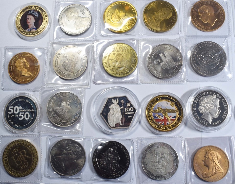 Lot of 63 Crown Sized Commemorative Coins - Commonwealth & Fantasy | eBay