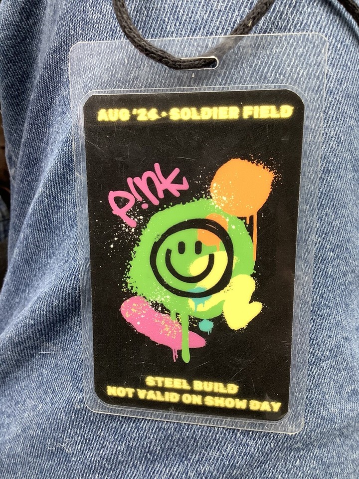 Pink Backstage Pass Chicago | eBay