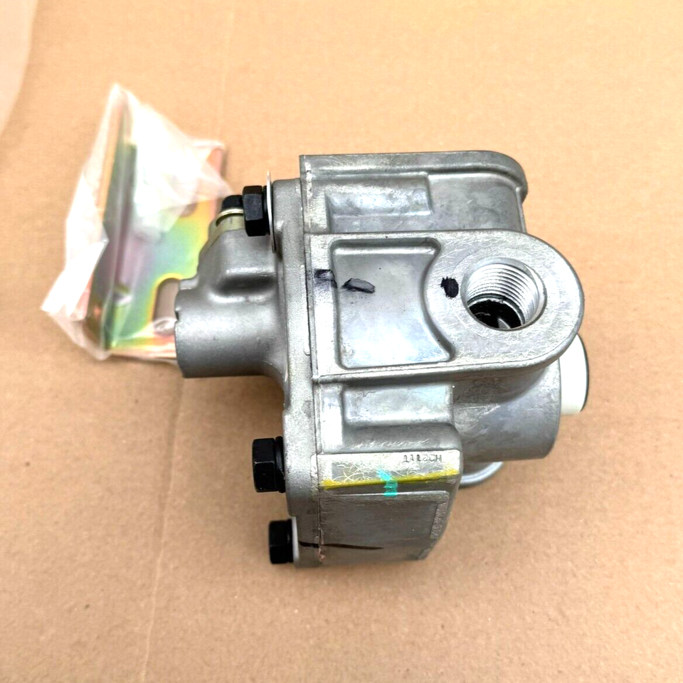 Bendix Relay Brake Valve 909828 (New Flyer Part 6383405) | eBay