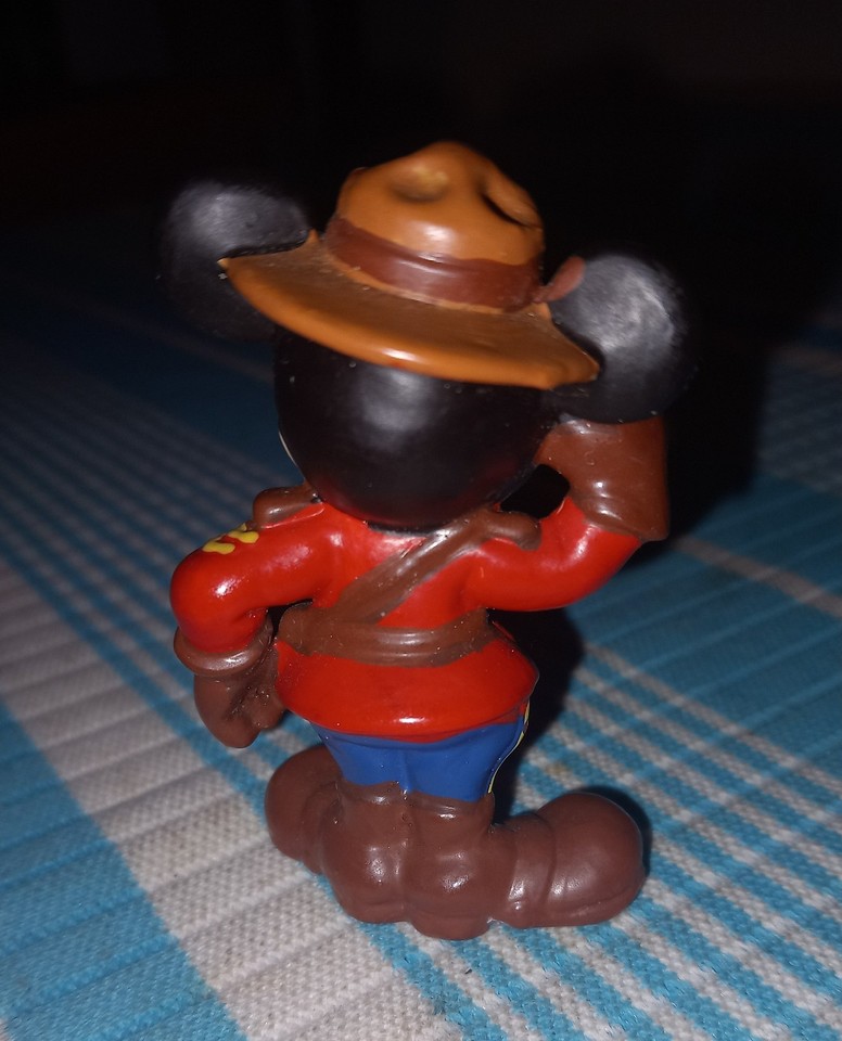 Mickey Mouse Canada Mounted Police Mountie Disney PVC Figure vintage ...