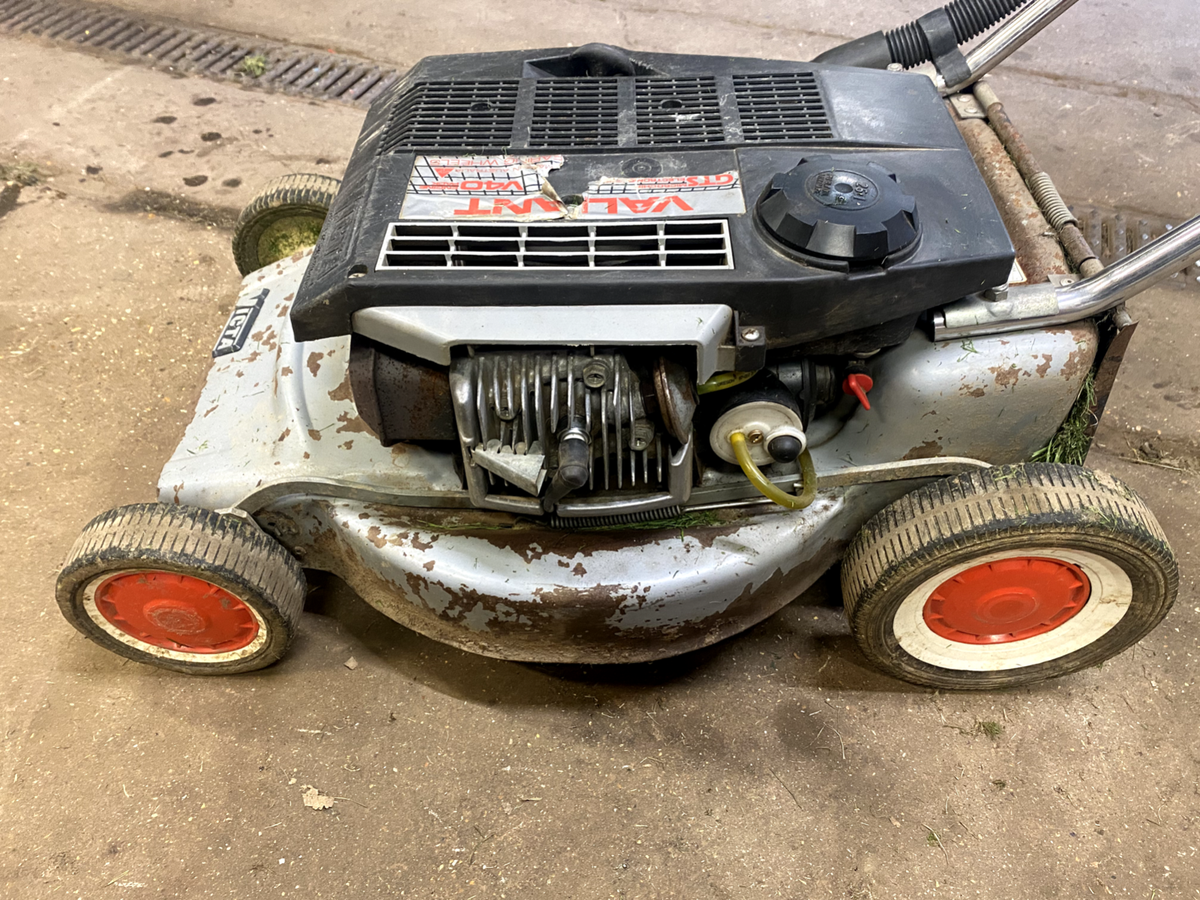 Victa Mowers Logo Anyone Know How I Could Get A Victa Mastercut 460