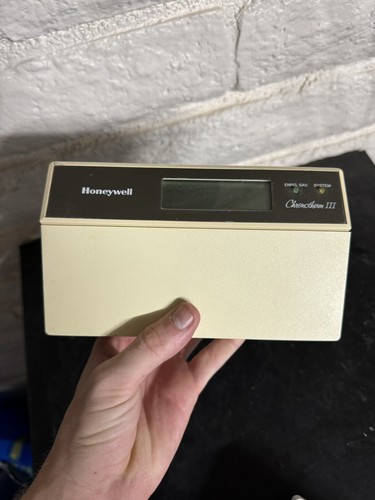 HONEYWELL Chronotherm III Digital Programmable Heating/Cooling ...