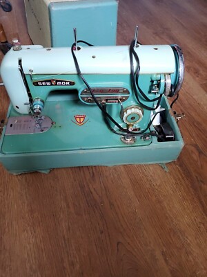 Vintage Sewmor Zig-Zag Portable Sewing Machine Model 900 | eBay