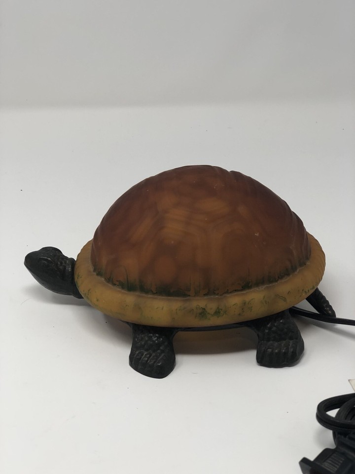 Vintage "Tiffany Style" Frosted Amber Glass Shell Turtle Table Lamp ...