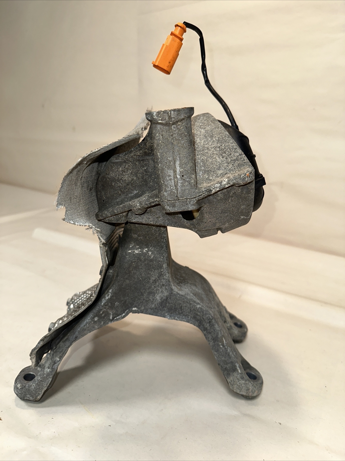 AUDI A4 2010-2016 TFSI ENGINE RIGHT MOTOR MOUNT SUPPORT OEM 2 | eBay