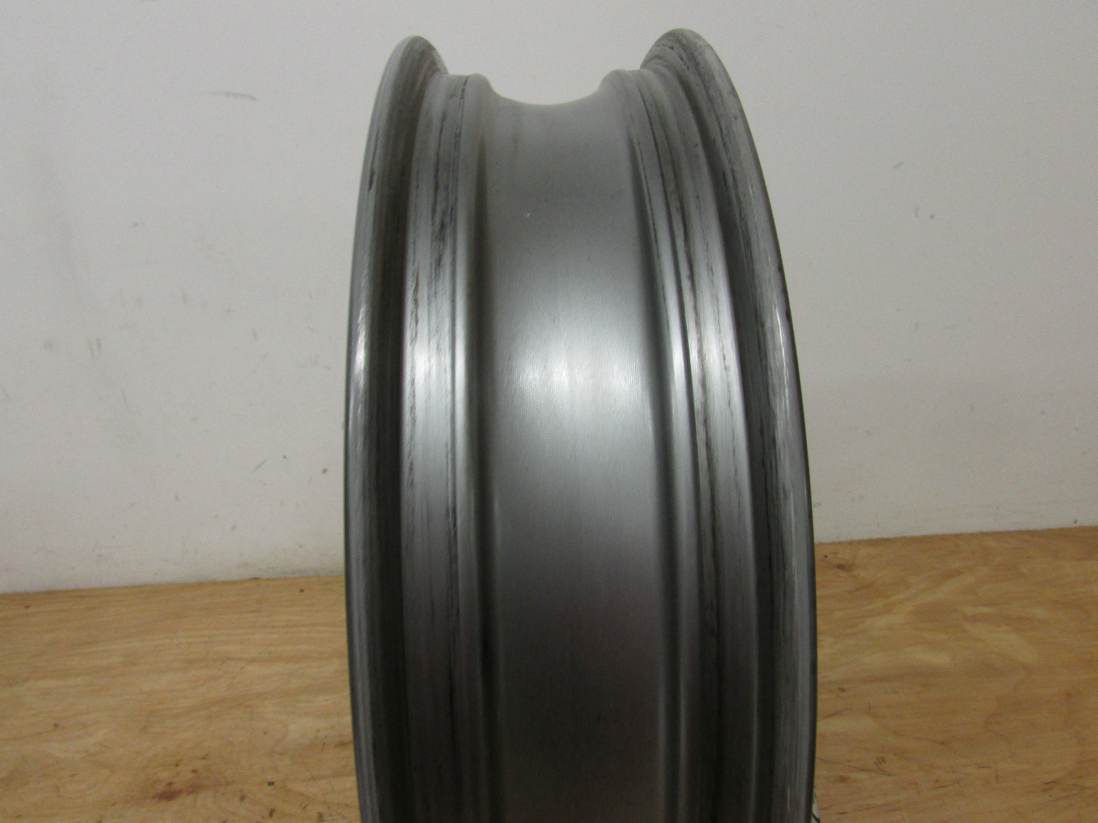 94-06 KAWASAKI ZG1000 ZG 1000 CONCOURS OEM REAR WHEEL 16 X MT3.50 41073 ...
