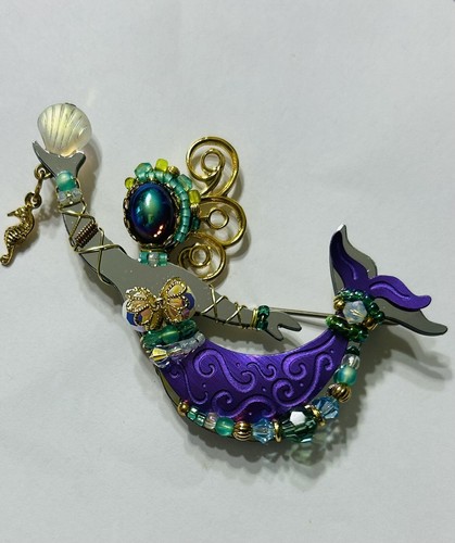 Liztech Pin Mermaid Empress Of The Sea 2010 Green Purple Blue Gold ...