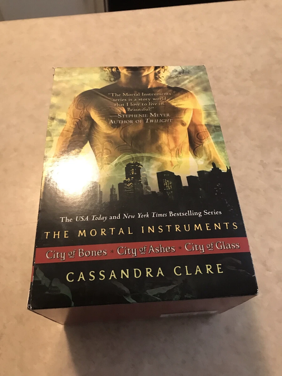 The Mortal Instruments City Of Glass Book