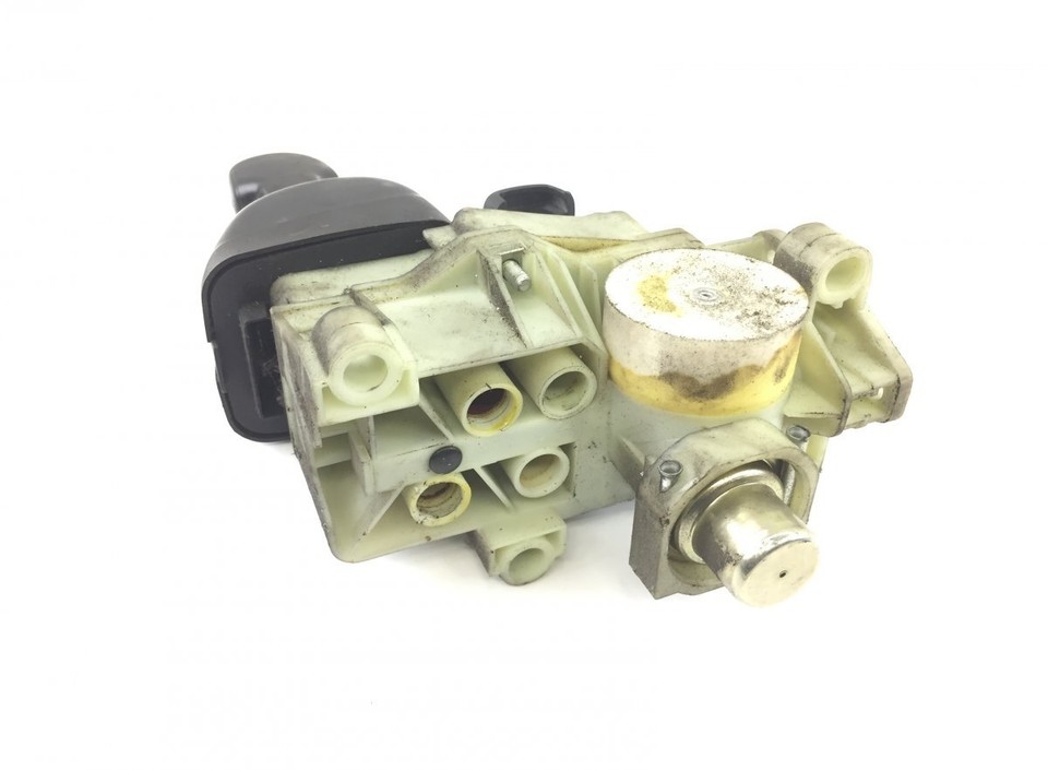 1882112 Parking Brake Valve SCANIA P, G, R, T series, F, K, N - series ...