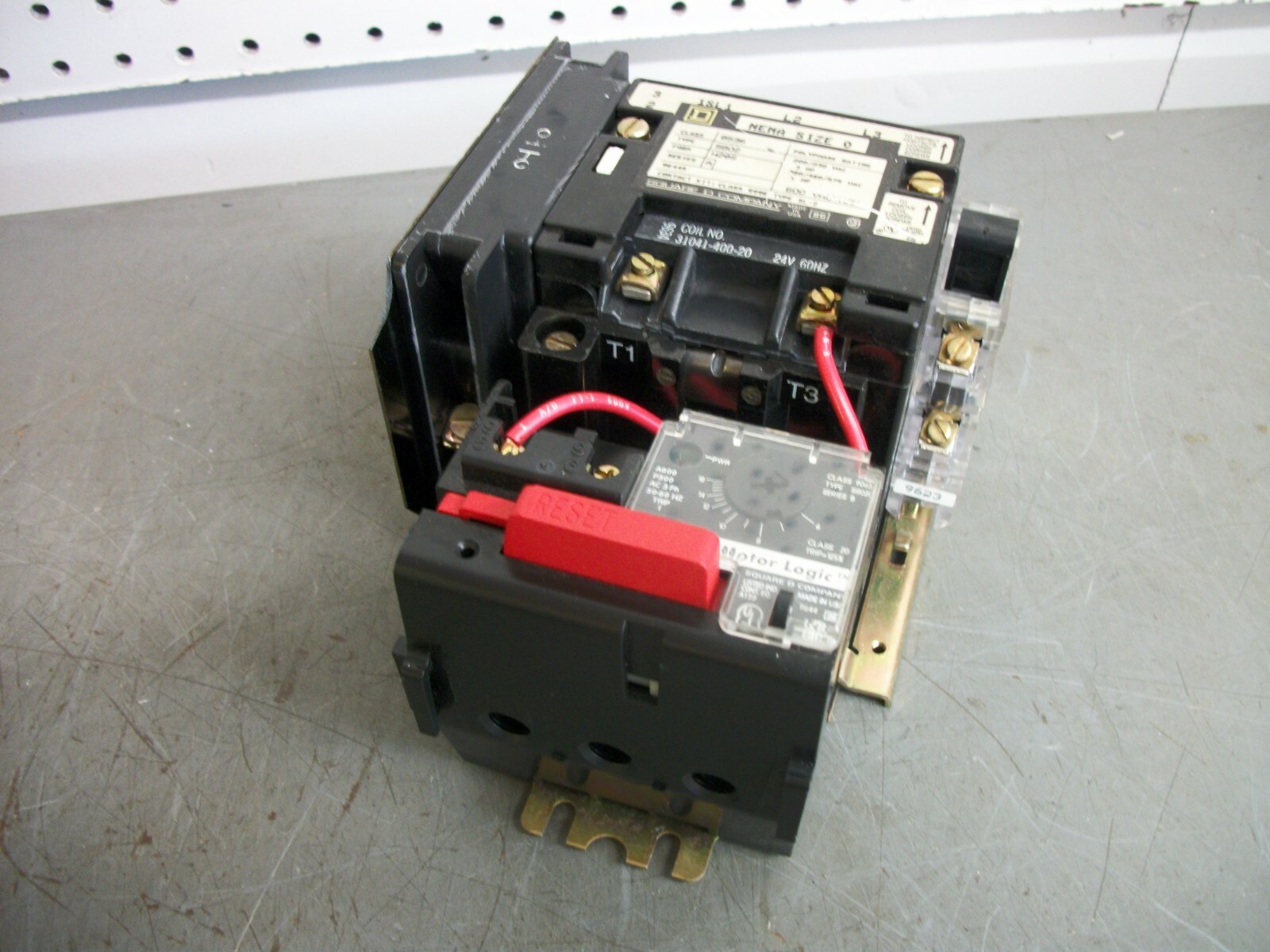 SQUARE D SIZE 0 MOTOR STARTER 8536SBO2H20S 24VCOIL 3PH 600V 5HP W/ML L ...