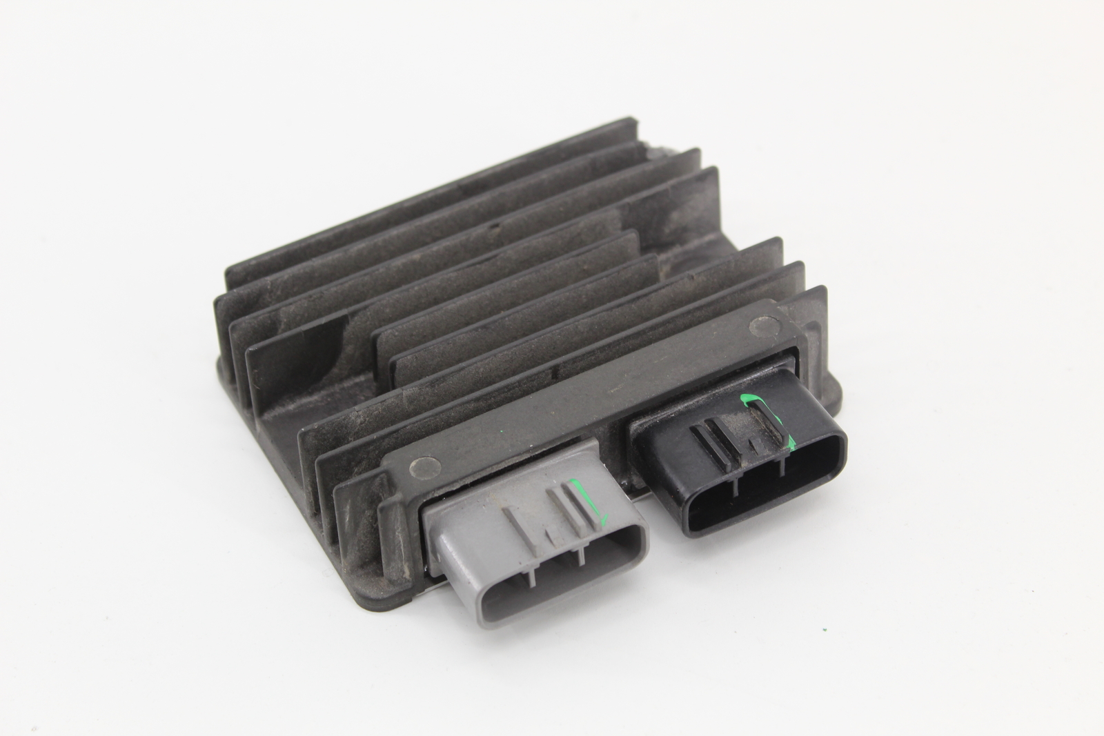 21-23 Aprilia Rsv4 1100 Rectifier Voltage Regulator | eBay