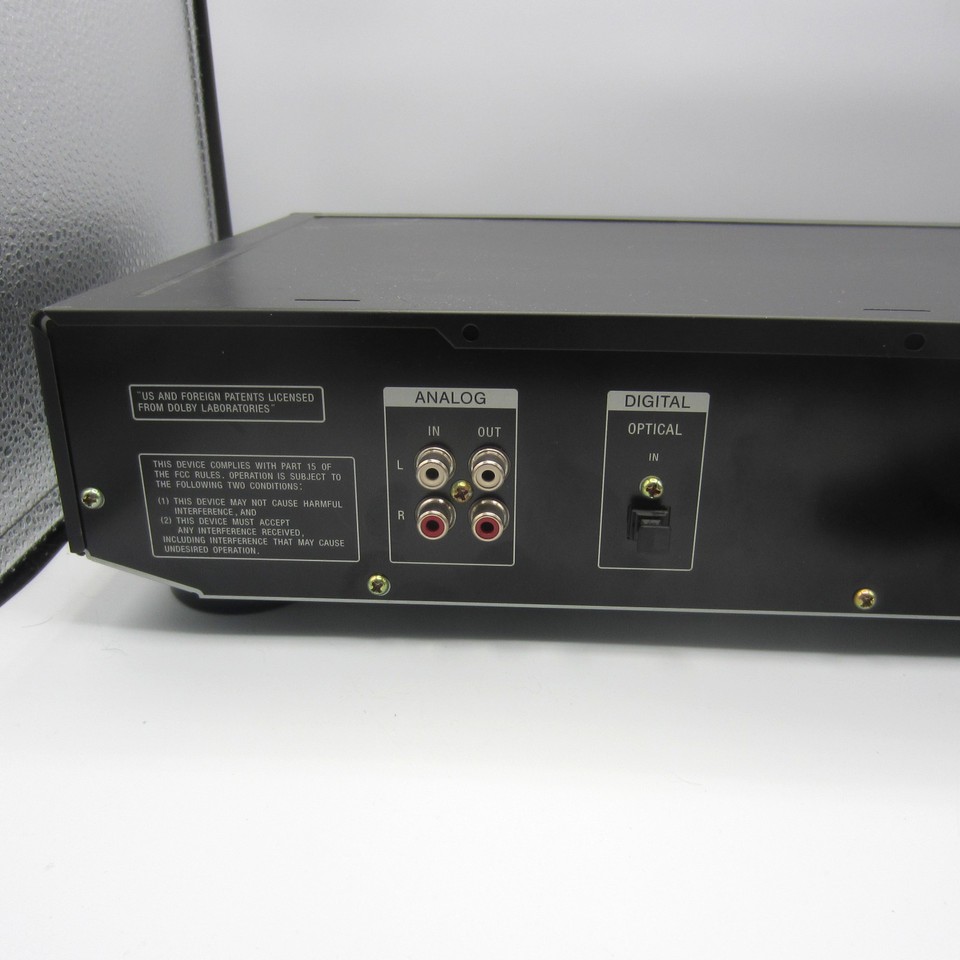 Sony ATRAC DSP TY P E - R/ ATRAC 3 Mini disc Deck MDS JE 440 Powers On ...