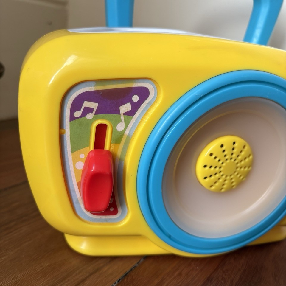 Fisher Price Bright Beats Beat Boogie Boom Box Yellow Toy No Characters ...