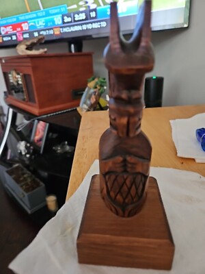 Northwest Coast First Nation Musqueam Beaver Totem Pole Carved by Joe ...