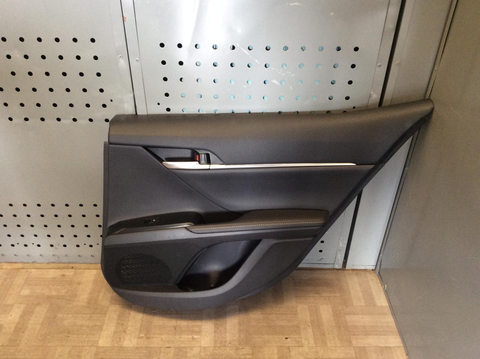 2020 Toyota Camry Black RR Door Interior Trim Panel Lb20 OEM for sale ...