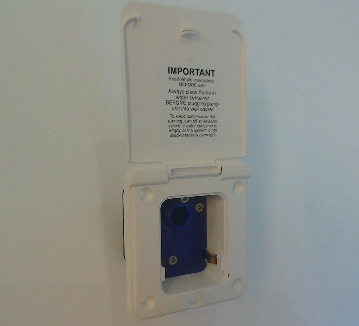 Whale Watermaster Caravan Water Inlet Socket White With Pressure Switch ...