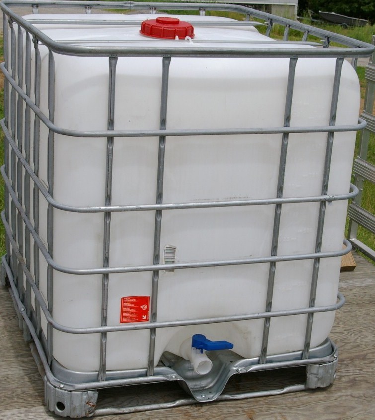 275 Gallon Water Storage Containers