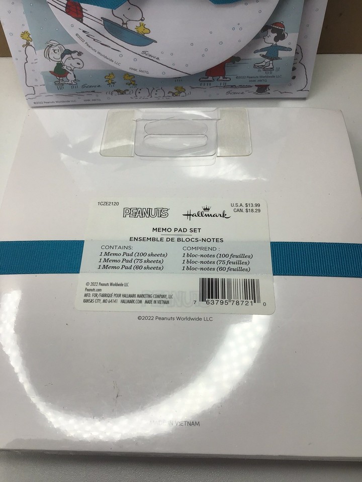 2 Hallmark Peanuts Memo Note Pad Stacked Set Snoopy Ice Skating ...