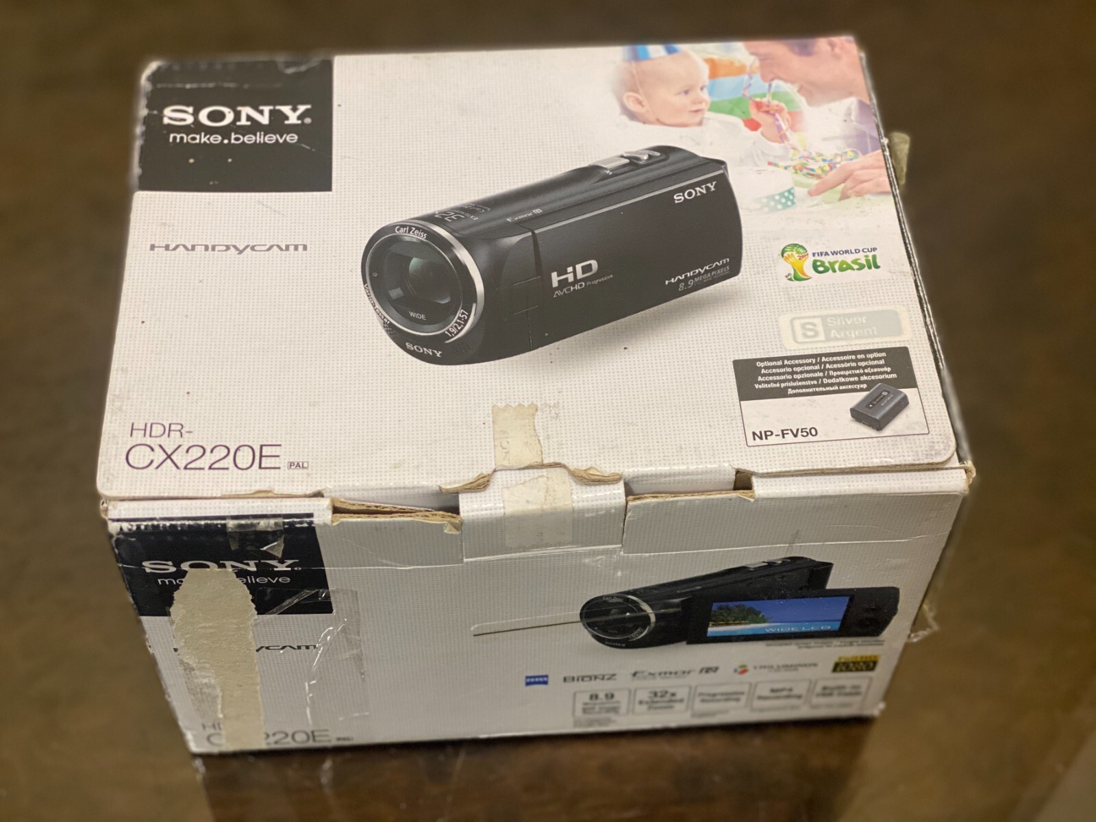 SONY HDR-CX220E Handycam 8.9 MP HD Camcoder Silver With 16 GB MicroSD ...