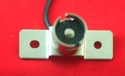 (4) Socket Bulb 63, 67, 89, 88, 1002, 1003, 1073, 1129, 1141, 1156 ...