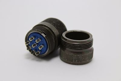 Connectors - Amphenol 8 Pin
