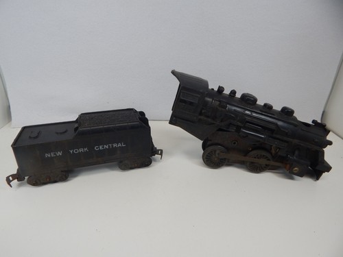 VINTAGE 400 MARX WIND-UP O TRAIN LOCOMOTIVE ENGINE W/ Tender Needs Work ...