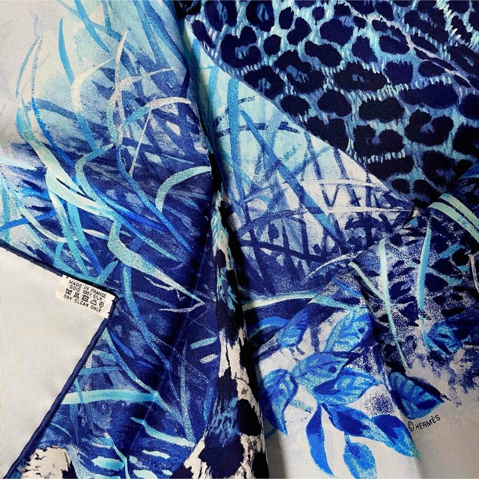Hermes Scarf PANTHERA PARDUS 90 cm silk blue Leopard animal Carre 35 ...