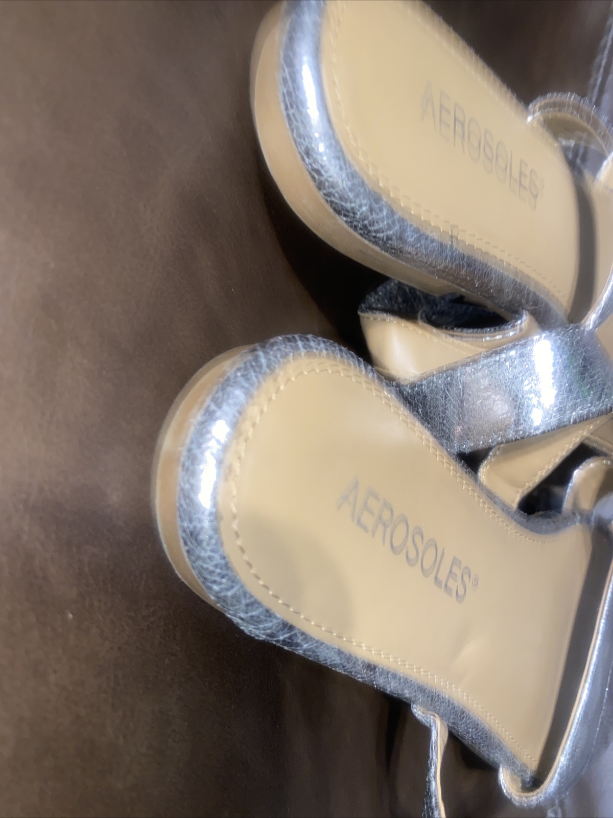 Aerosoles Metallic Gold Toe Loop Ankle Strap Sandals 7 | eBay