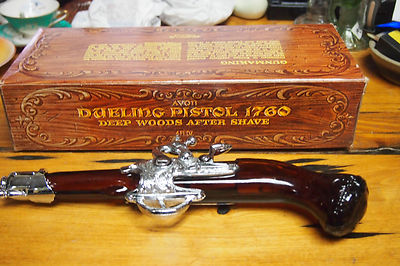 Vintage Avon Decanter Bottle with original Box - 1973 Dueling Pistol ...
