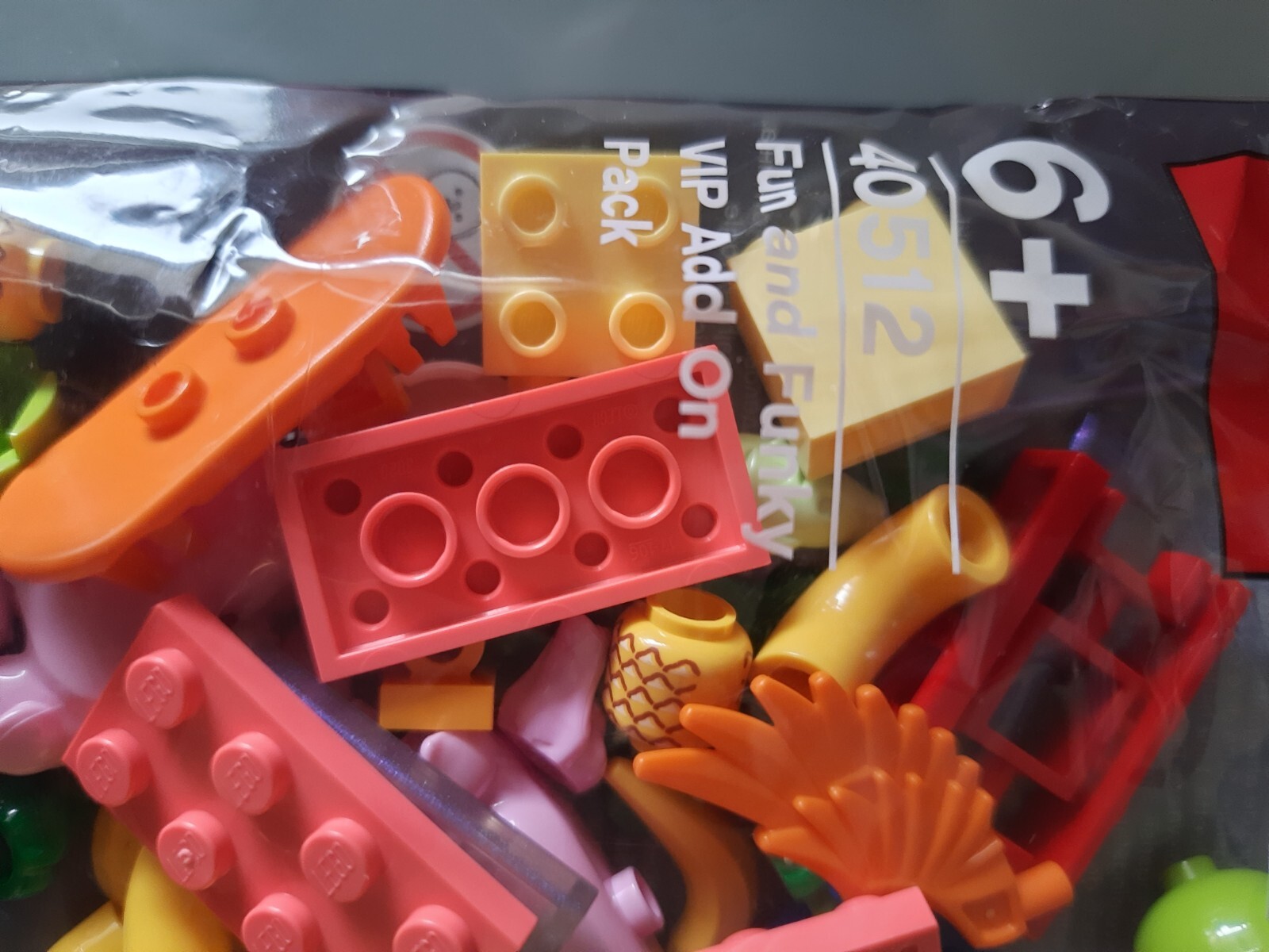 LEGO VIP Add On Pack 40512 FUN & FUNKY POLYBAG Animals, Food & Party ...