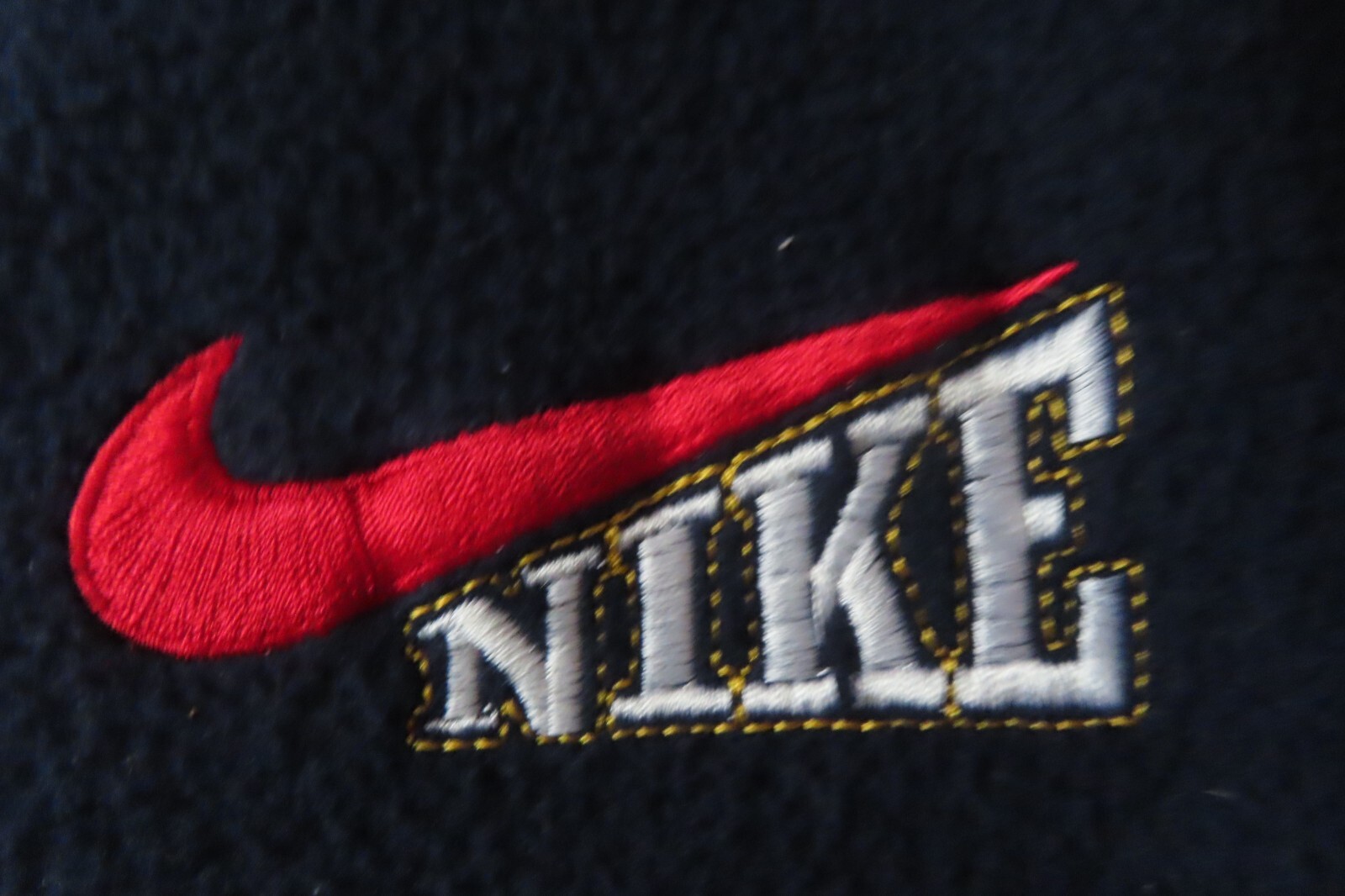Vintage White / Red Label NIKE Logo Swoosh Embroidere… - Gem