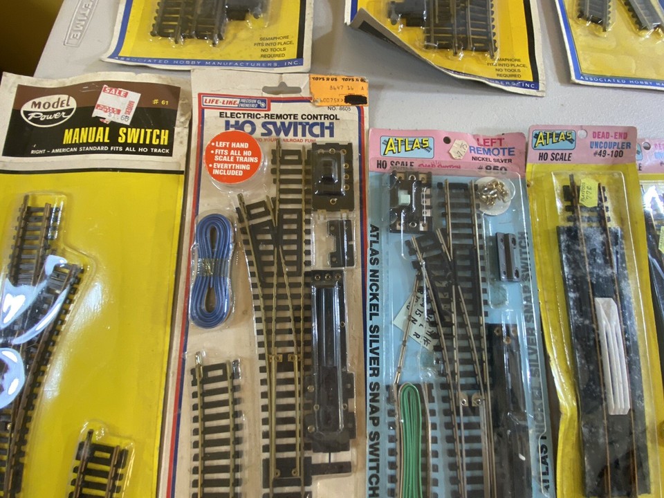 Atlas, Model power, Life-Like, and RHM midel train rails HO scale lot ...