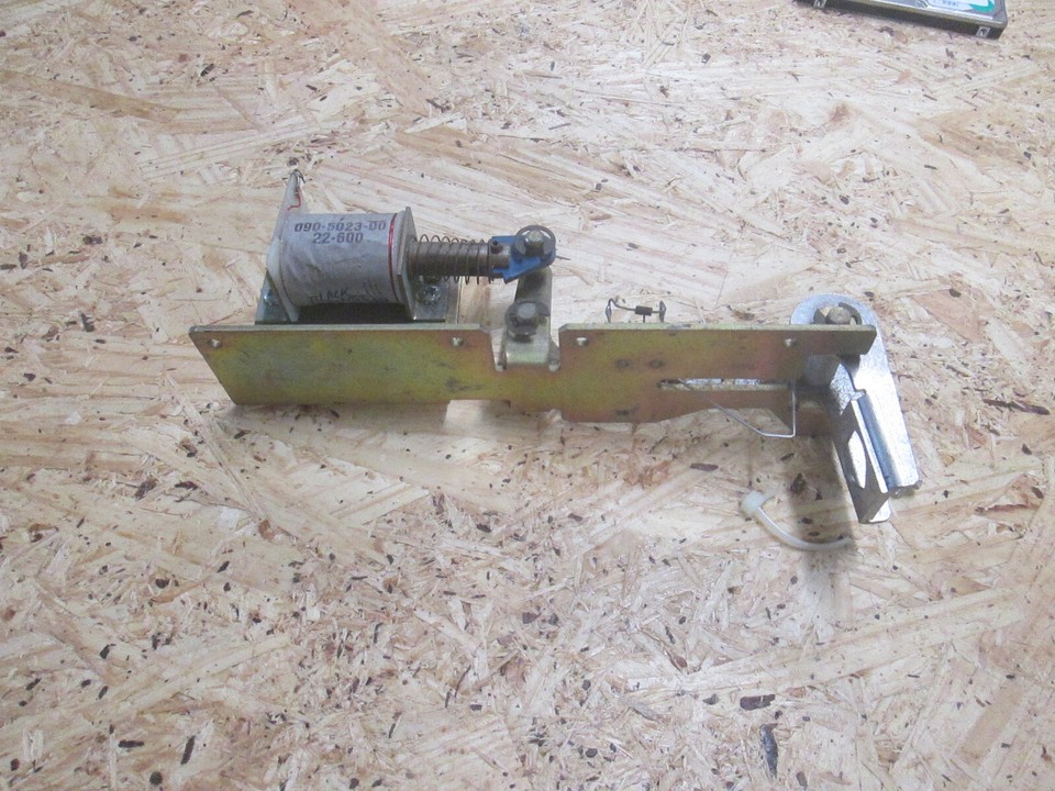 Data east Pinball Machine Kicker Assembly unknown | eBay