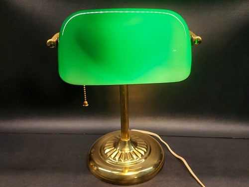 Vintage Emerald Green Glass Shade Brass Bankers Pull String Desk Lamp ...