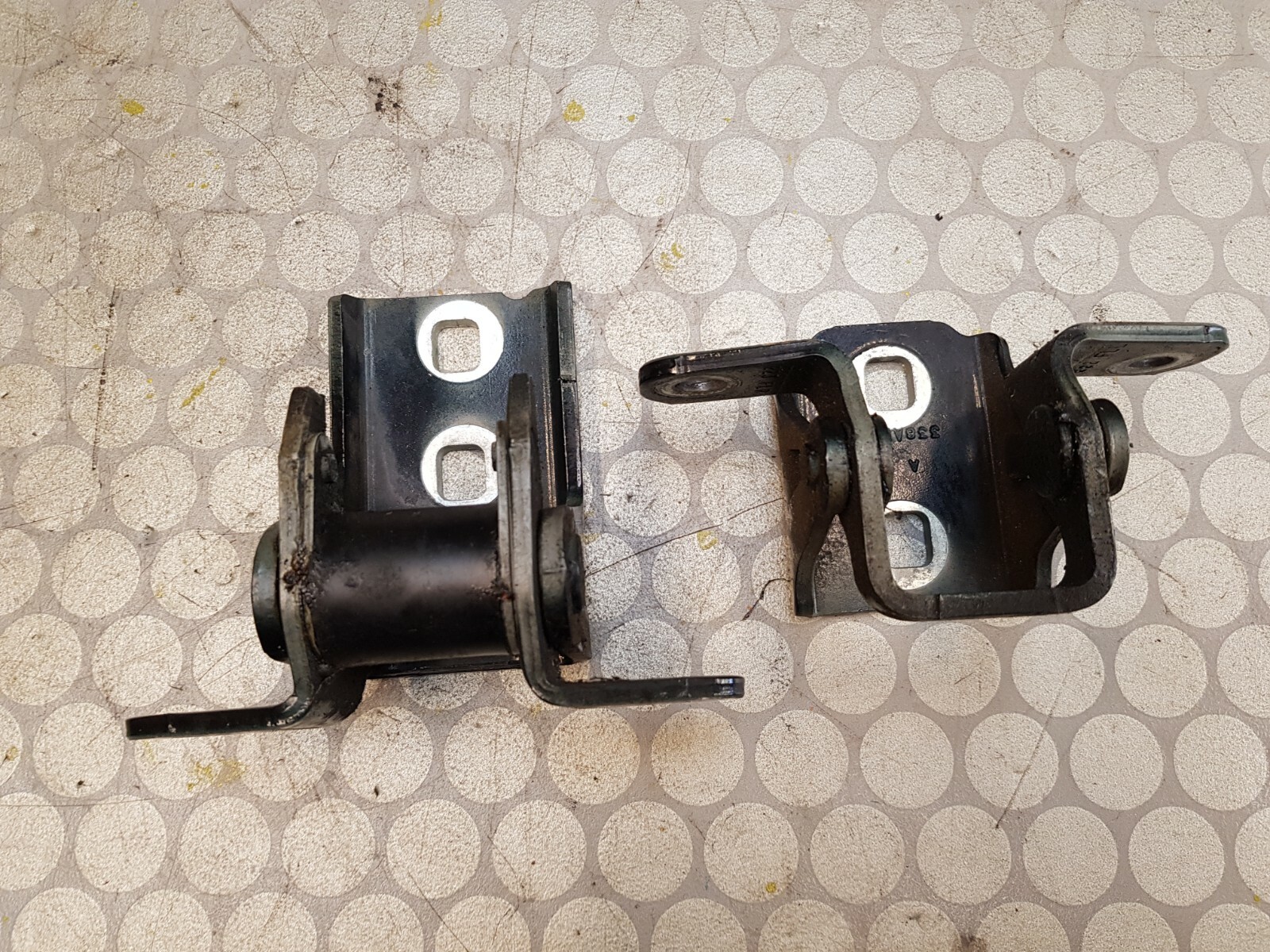 2011 Vauxhall Meriva B Front Door Hinges Passenger Side Black Z20R Left ...
