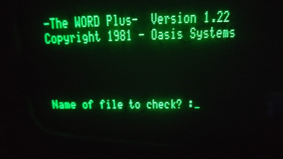 Kaypro II (2) System/bootdisk 5 DISKS (basic) games, The Word+ ...