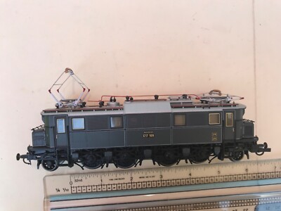 ho train Roco made in Austria locomotive 43791 | eBay