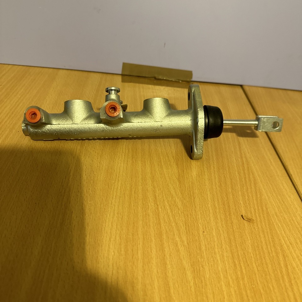 RELIANT ROBIN RIALTO FOX NEW GENUINE AP TANDEM BRAKE MASTER CYLINDER ...