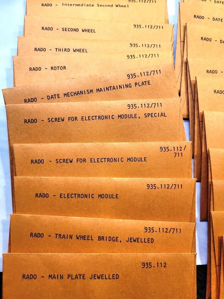 Eta 935.112 Rado LOT NOS vintage 1970-80's 21 envelopes, date indicators, module | eBay